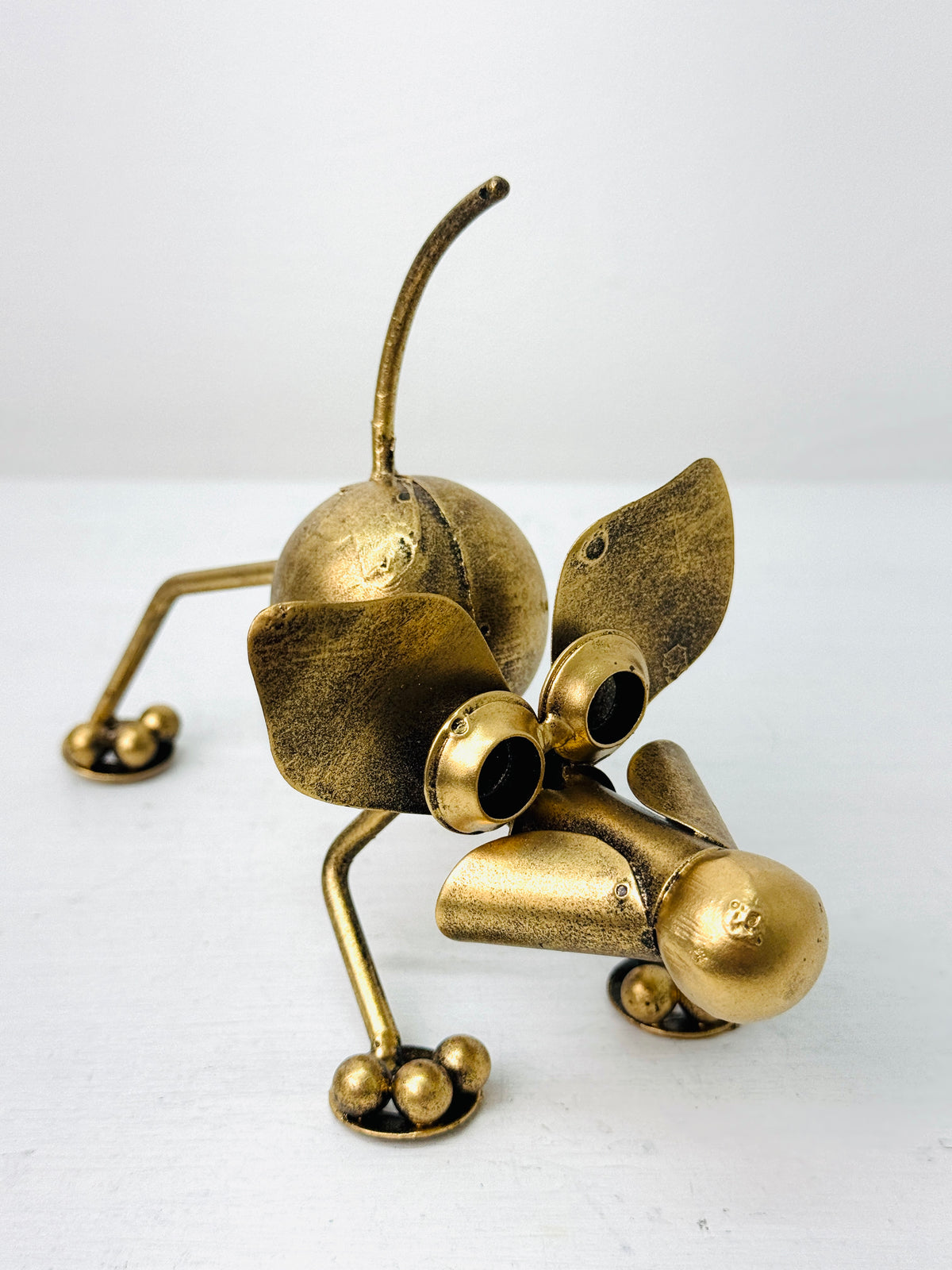 Snuffy Rex– The Red Gecko UK